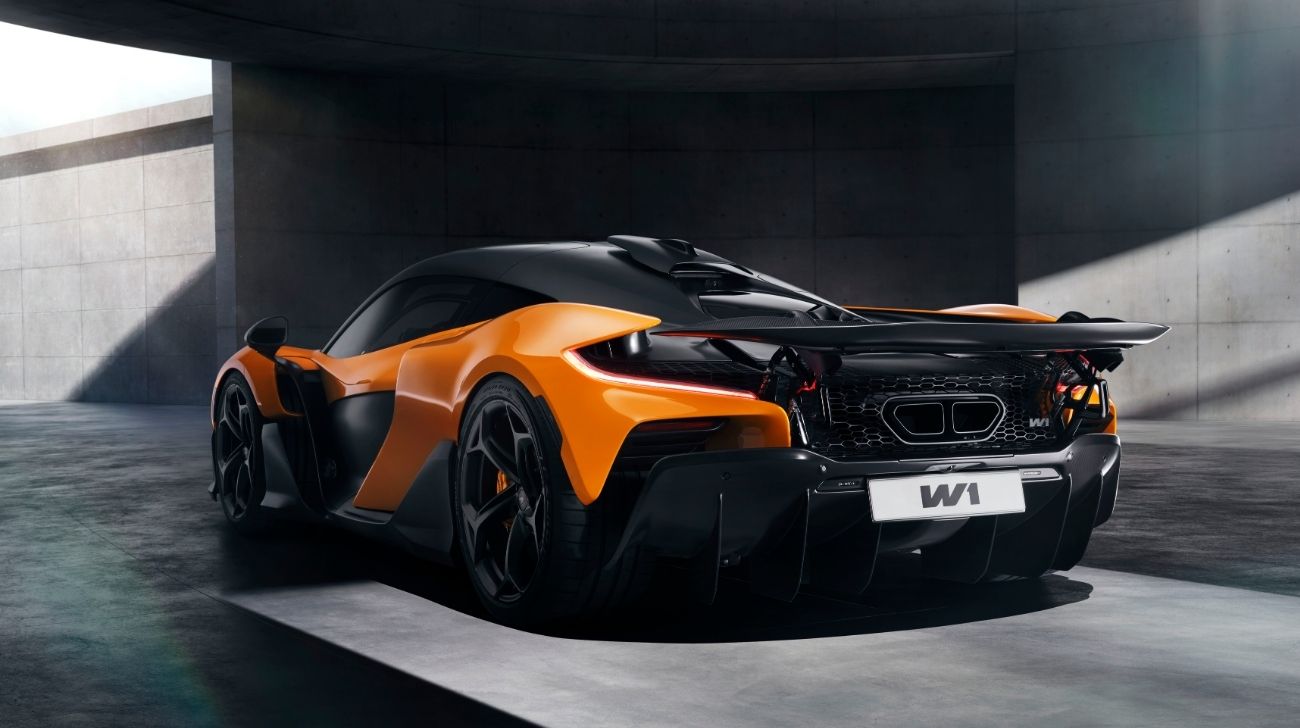 Ferrari F80 vs McLaren W1: Hypercar Comparison for Indians