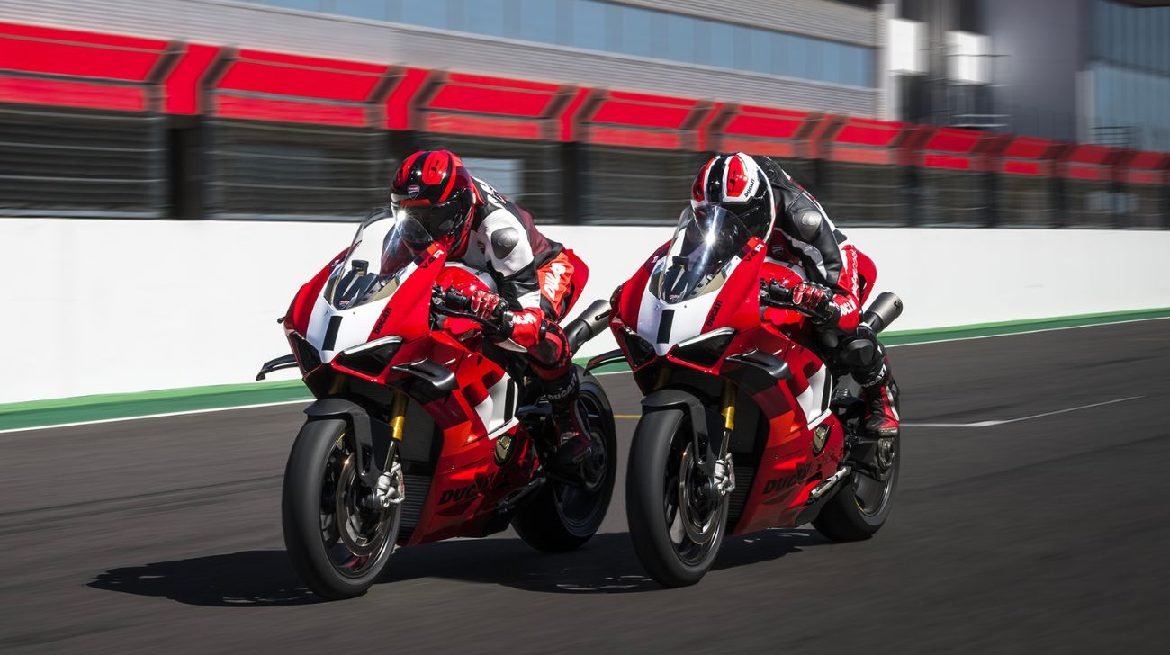 Top 5 Super Sports Bike Available in India 2025
